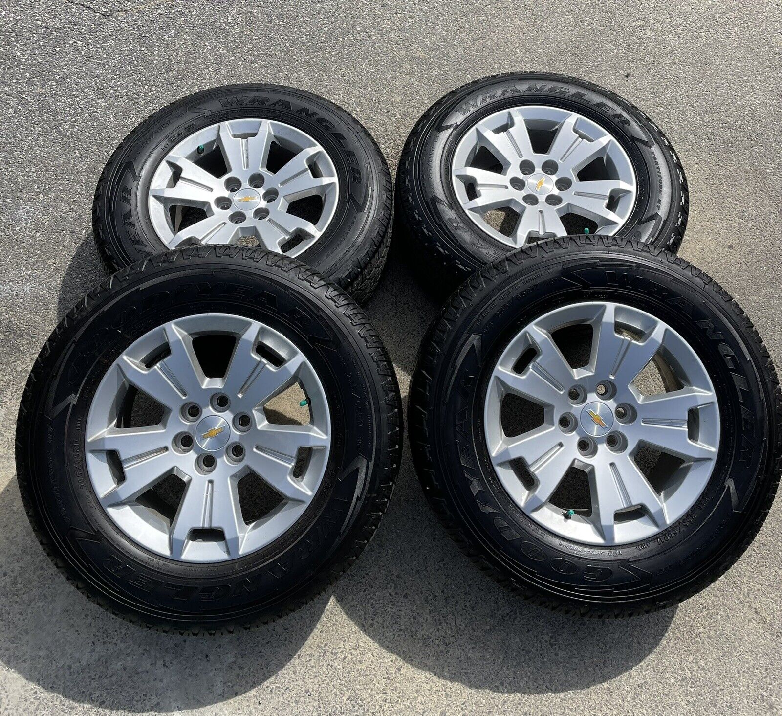 2022 Chevy Colorado 17” Wheels Rims Tires