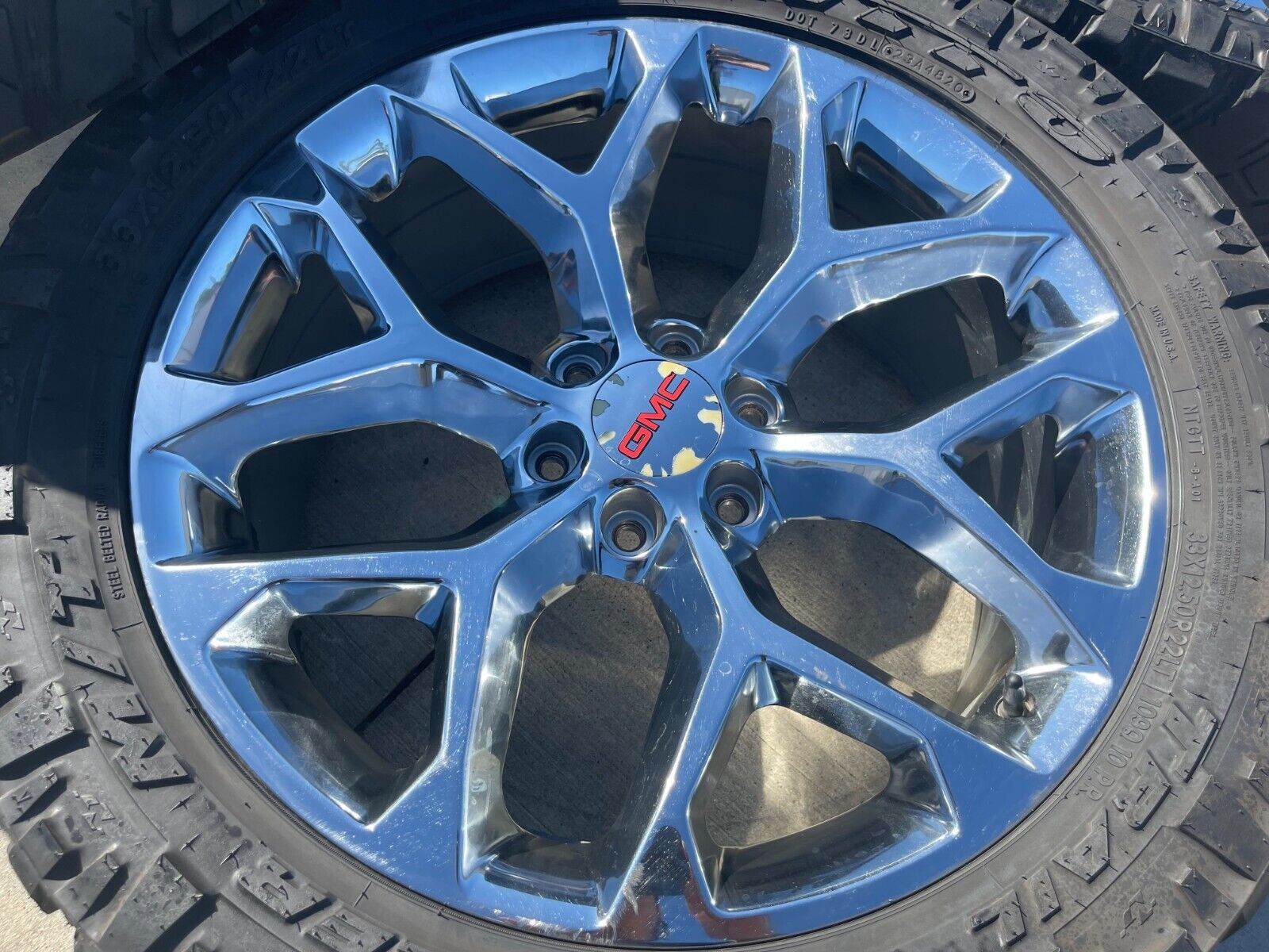 2023 GMC Sierra 1500 Yukon Denali 22" Wheels Rims Tires