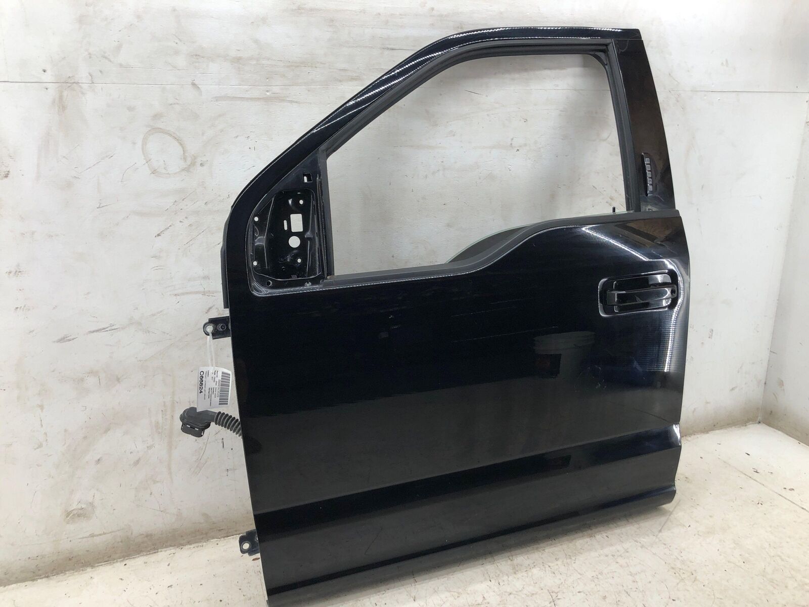 2017-2020 Ford F250 F350 Front Left Door Shell