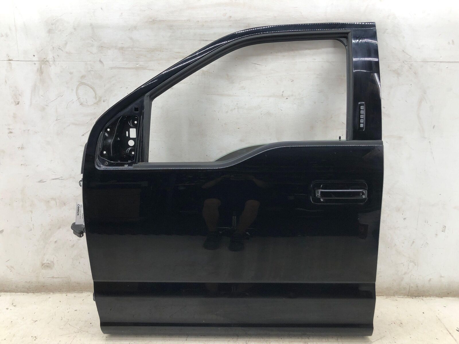 2017-2020 Ford F250 F350 Front Left Door Shell