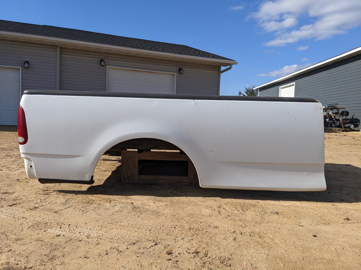 97-2003 FORD F-150 LONG BED 8FT - TRUCKBED AND TRACTORS MARKET