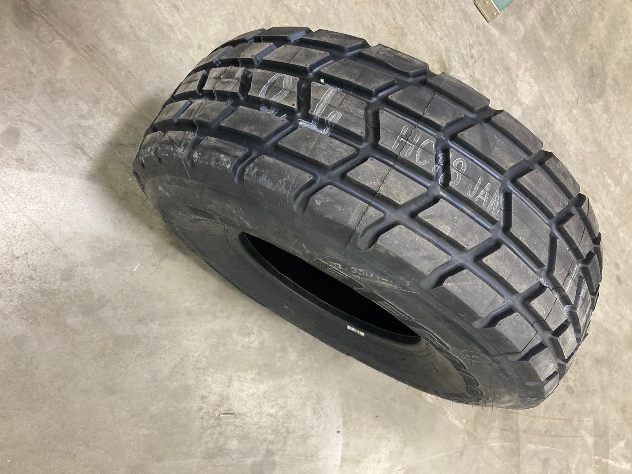 New Tire 320 70 15 BF Goodrich Radial Rib Implement Control 12.5L-15 ...